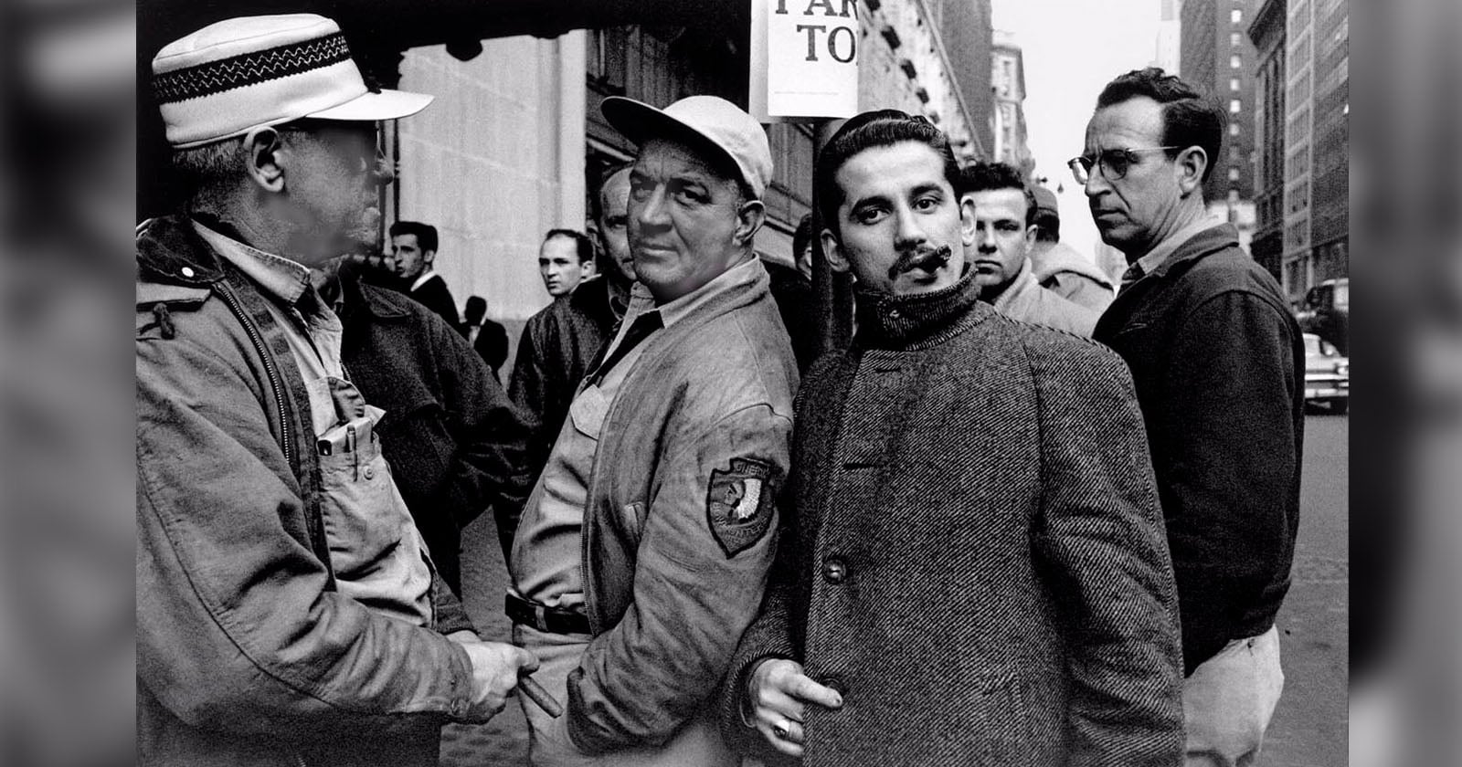 New York Street Photographer Simpson Kalisher Dies Age 96 | PetaPixel