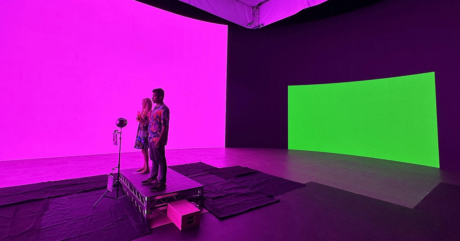 Netflix's New 'Magenta Method' Makes Removing Green Screens Much Easier ...