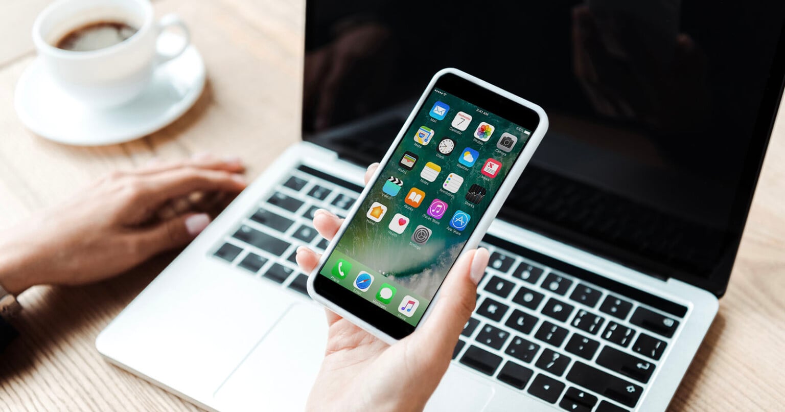 iPhone Users Warned of Scam That Threatens to Delete All Photos and ...