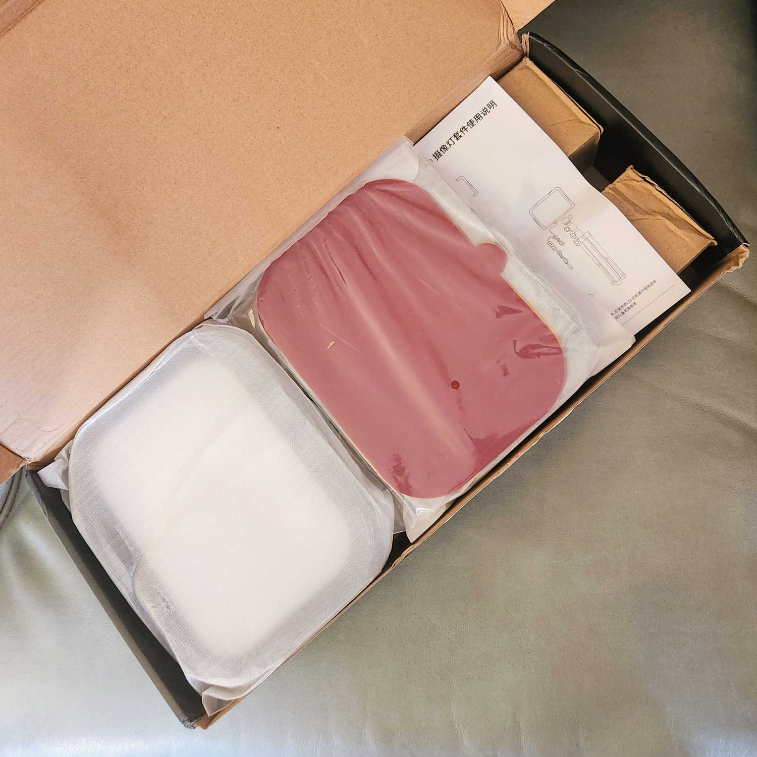 Apexel APL-FL19 Two-Light Kit: Fit For Tabletop Photography | PetaPixel