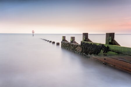 Minimalist Photography Using Long Exposures | PetaPixel