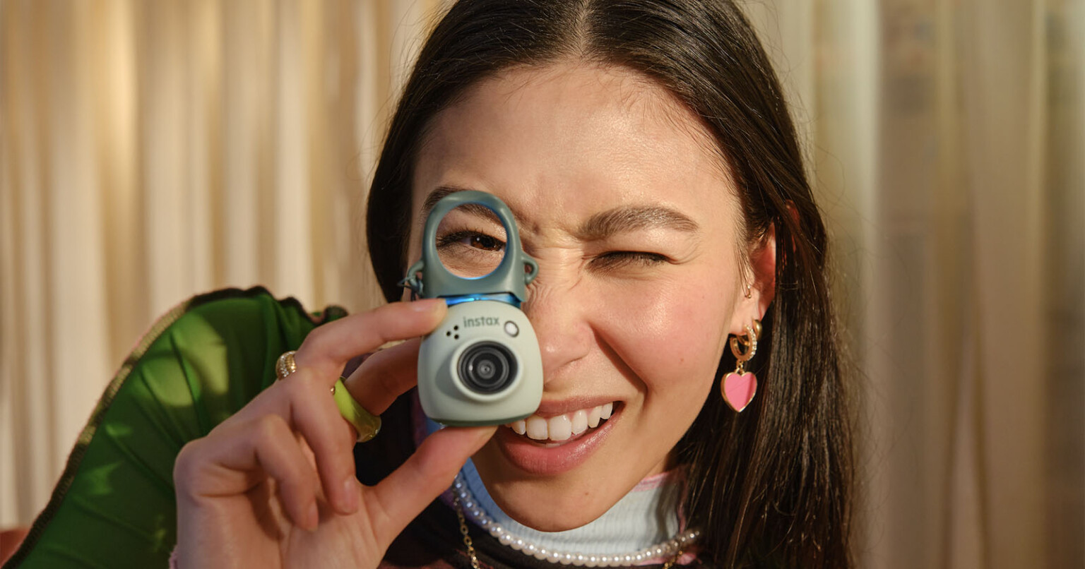 The Fujifilm Instax Pal is a Palm-Sized Camera That's Instax in Name ...