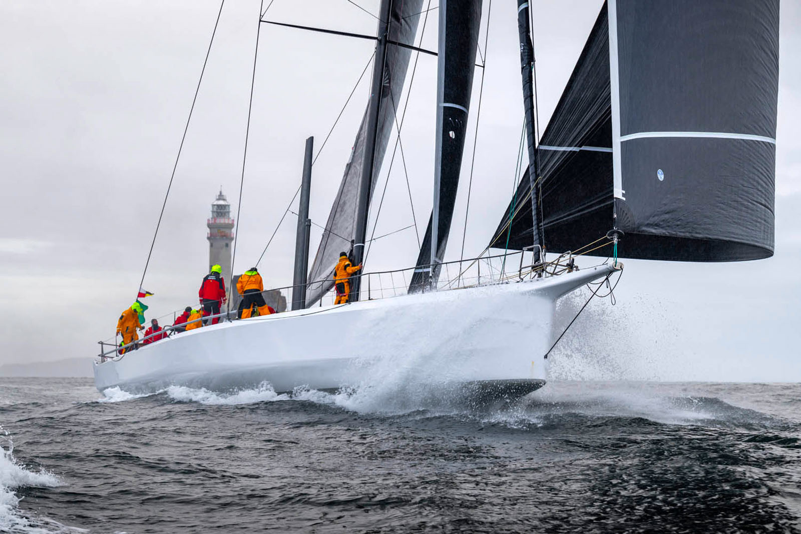 Yacht Race Puts Photographer's Skills and Nikon Z8 to the Test | PetaPixel