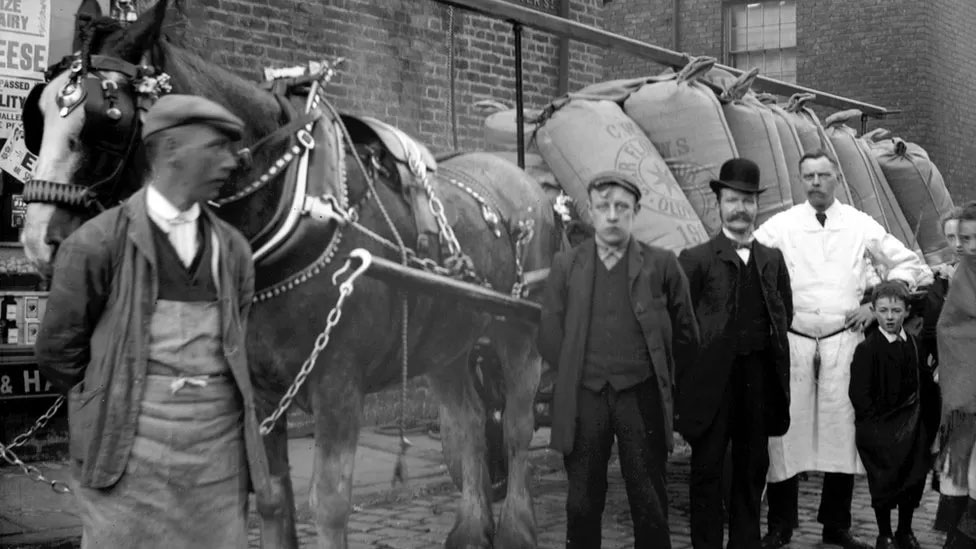 Photographer Buys and Restores Treasure Trove of Centuries-Old Slides ...