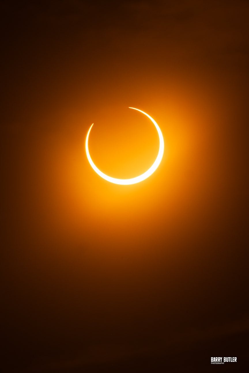 Photographers Capture Spectacular 'Ring of Fire' Eclipse | PetaPixel