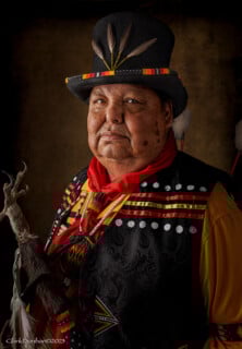 Photographer's Spectacular Portraits Taken at Native American Powwows ...