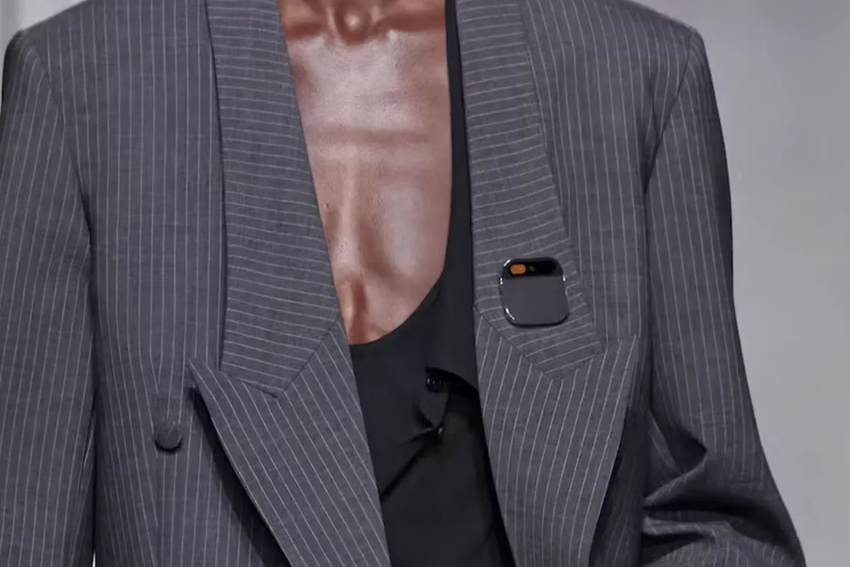 Humane’s Wearable $699 AI Pin Has a Camera But No Screen | PetaPixel