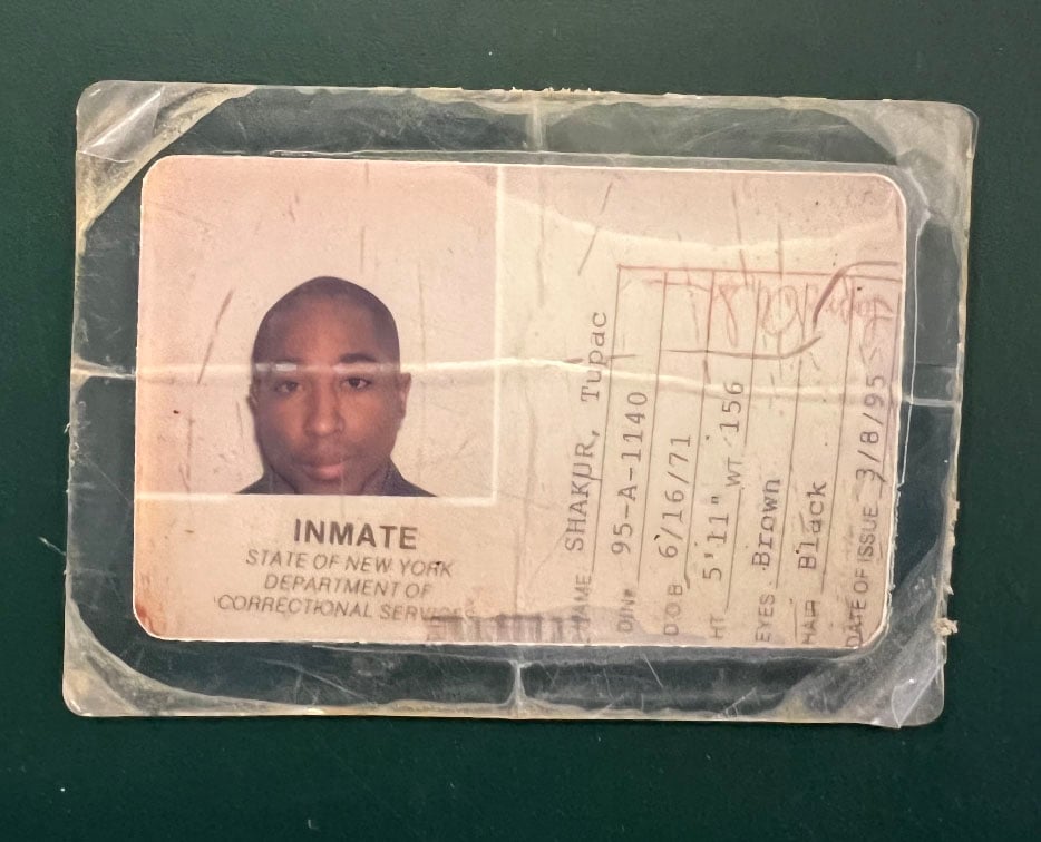 Never-Before-Seen Mug Shot of Tupac Shakur Expected to Fetch $35K ...