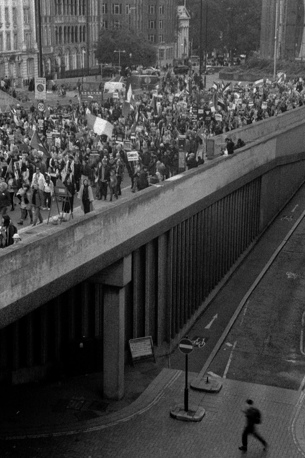 Photographing a Local Protest Against Foreign Conflict | PetaPixel