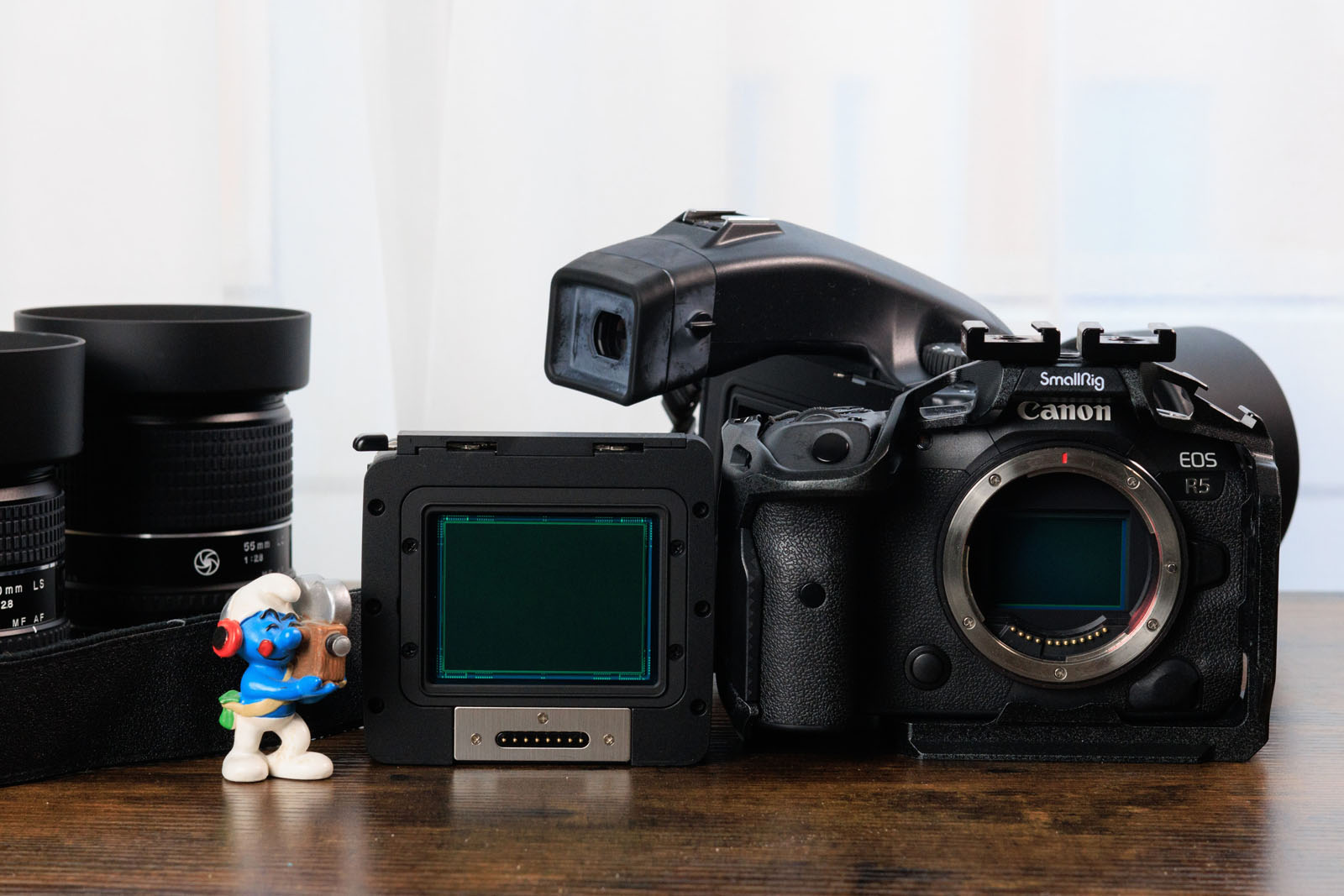 Photographer Gifted Full Phase One Kit After Impromptu Gig | PetaPixel