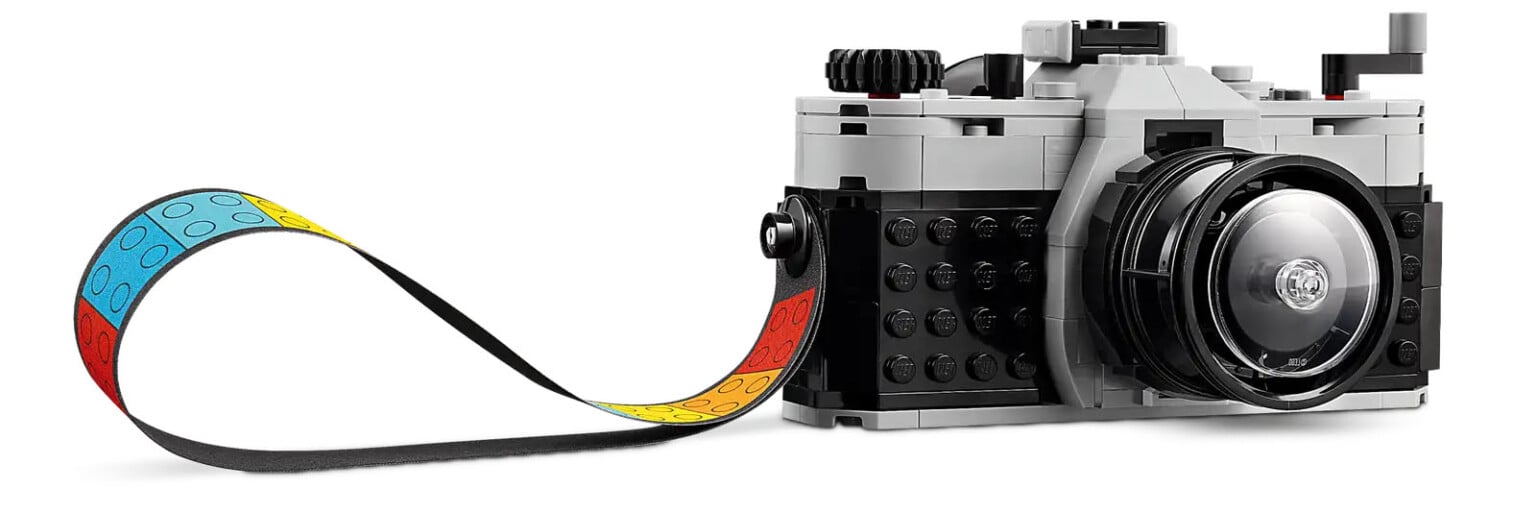 LEGO Retro Camera is a Fun and Affordable Toy for Photographers | PetaPixel