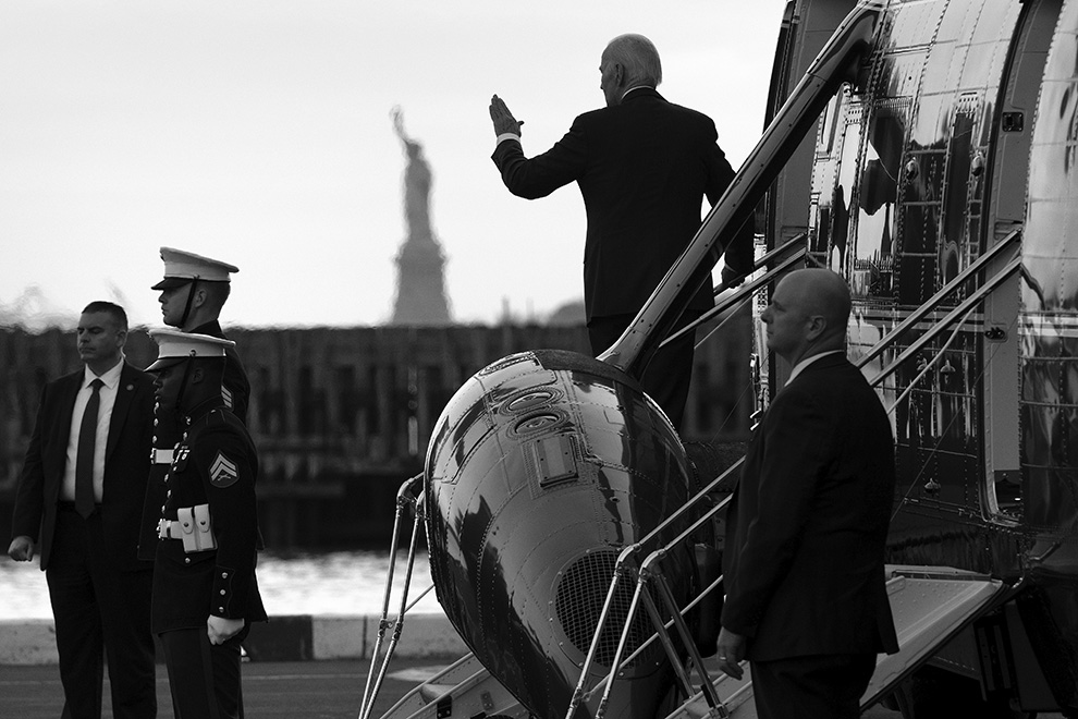 White House Photo Competiton Reveals the Best Political Images of 2024 ...