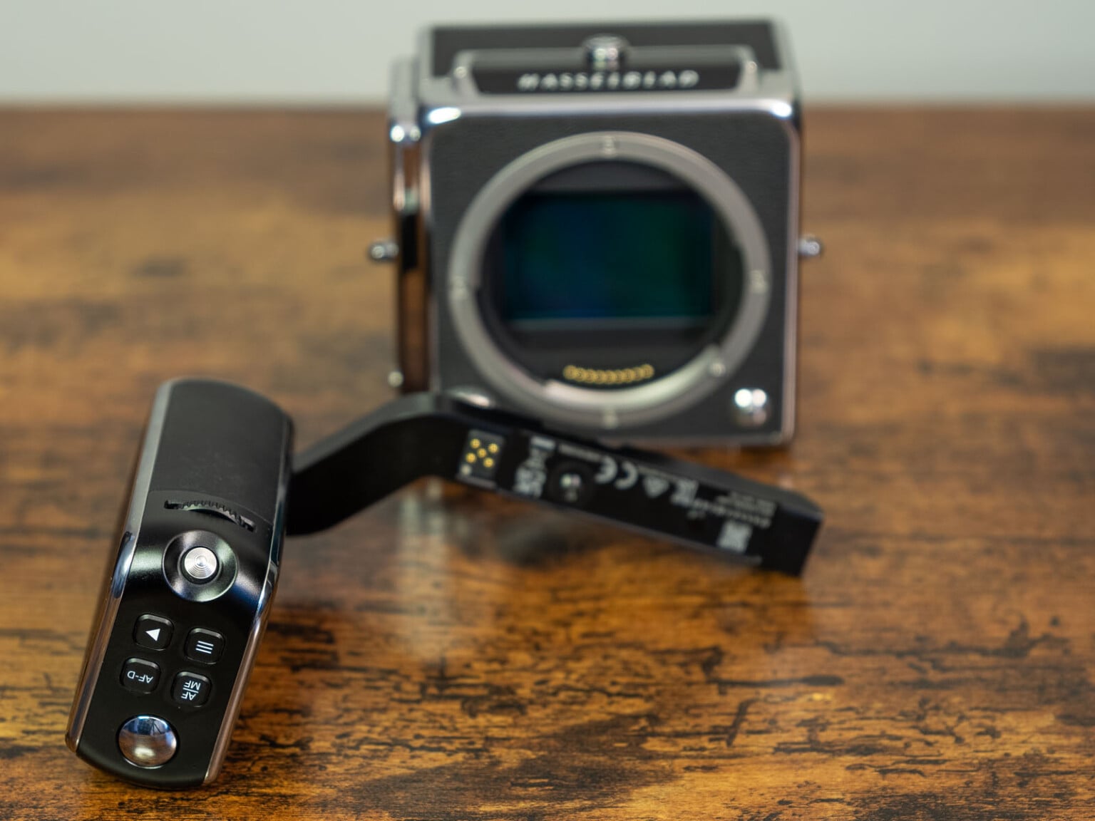 Hasselblad 907X CFV 100C Review: Vintage Soul, Modern Image Quality ...