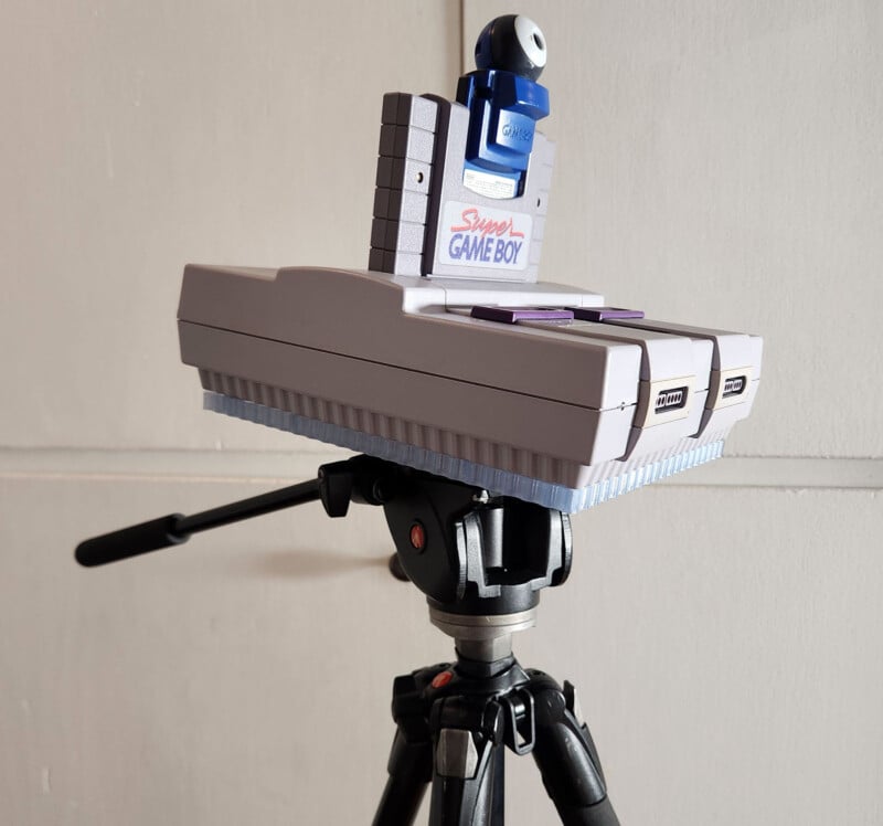Super Nintendo Tripod Mount Makes the Game Boy Camera Even Cooler ...