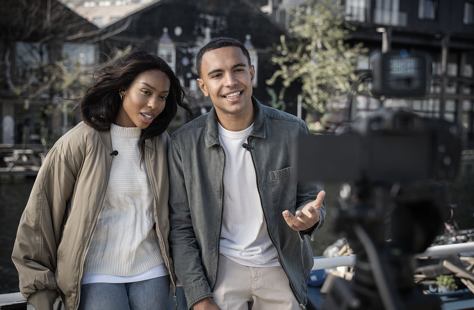 Shure's New MoveMic is a Compact Wireless Lav for Content Creators ...