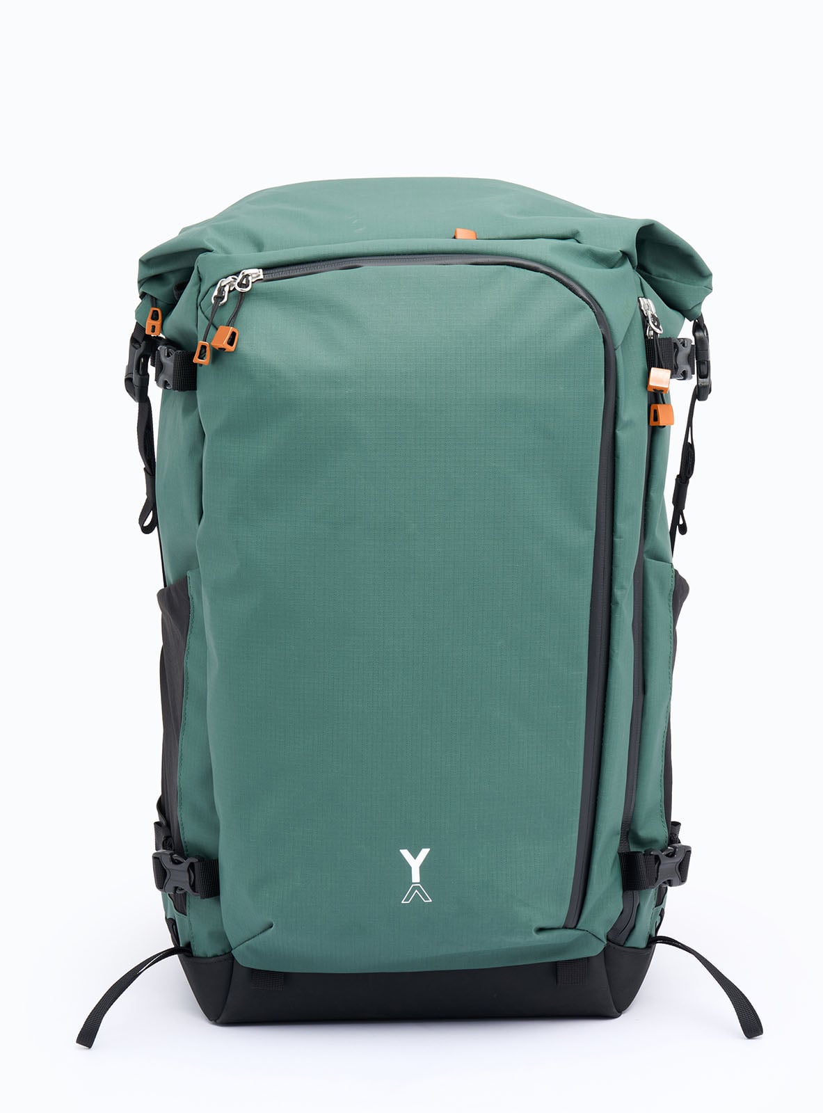 Weather-Resistant Camera Gear Backpack Can Expand to 50L | PetaPixel