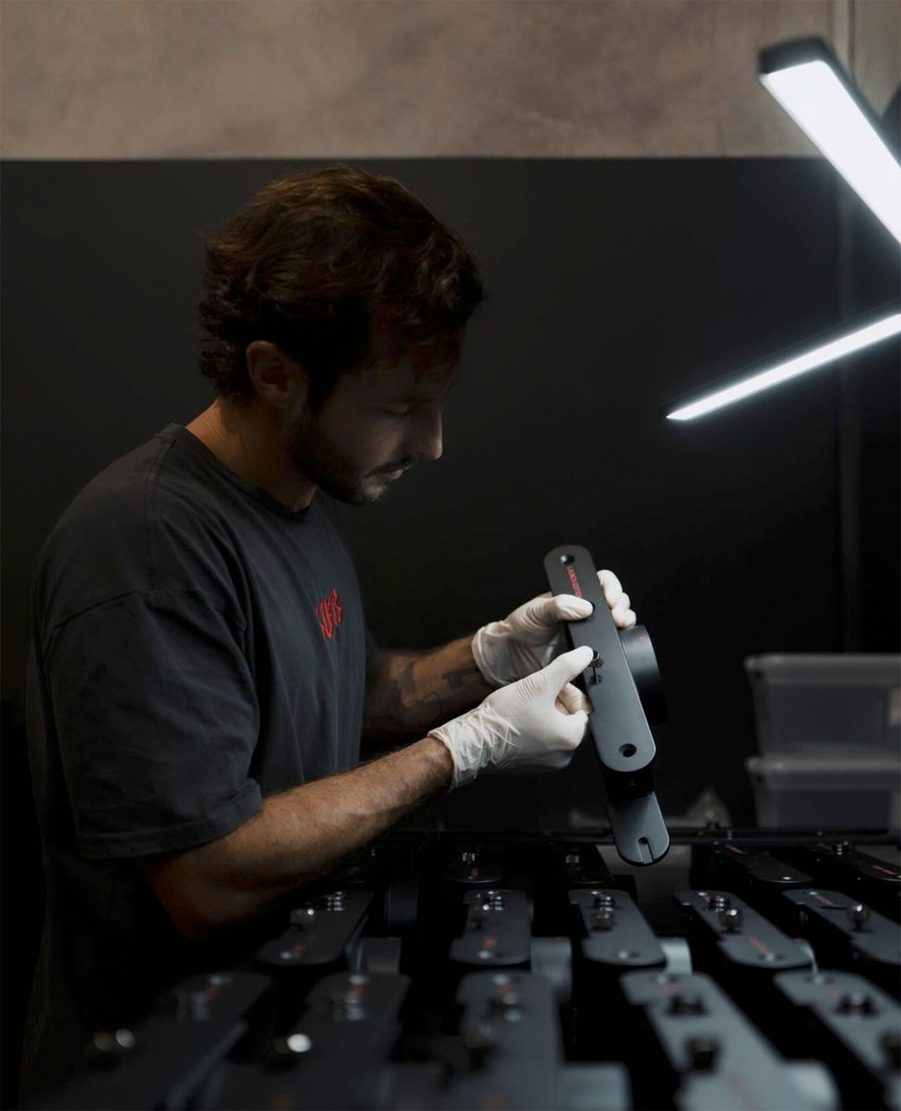 This Stylish Leica Q Underwater Housing Brings Luxury to the Seas ...