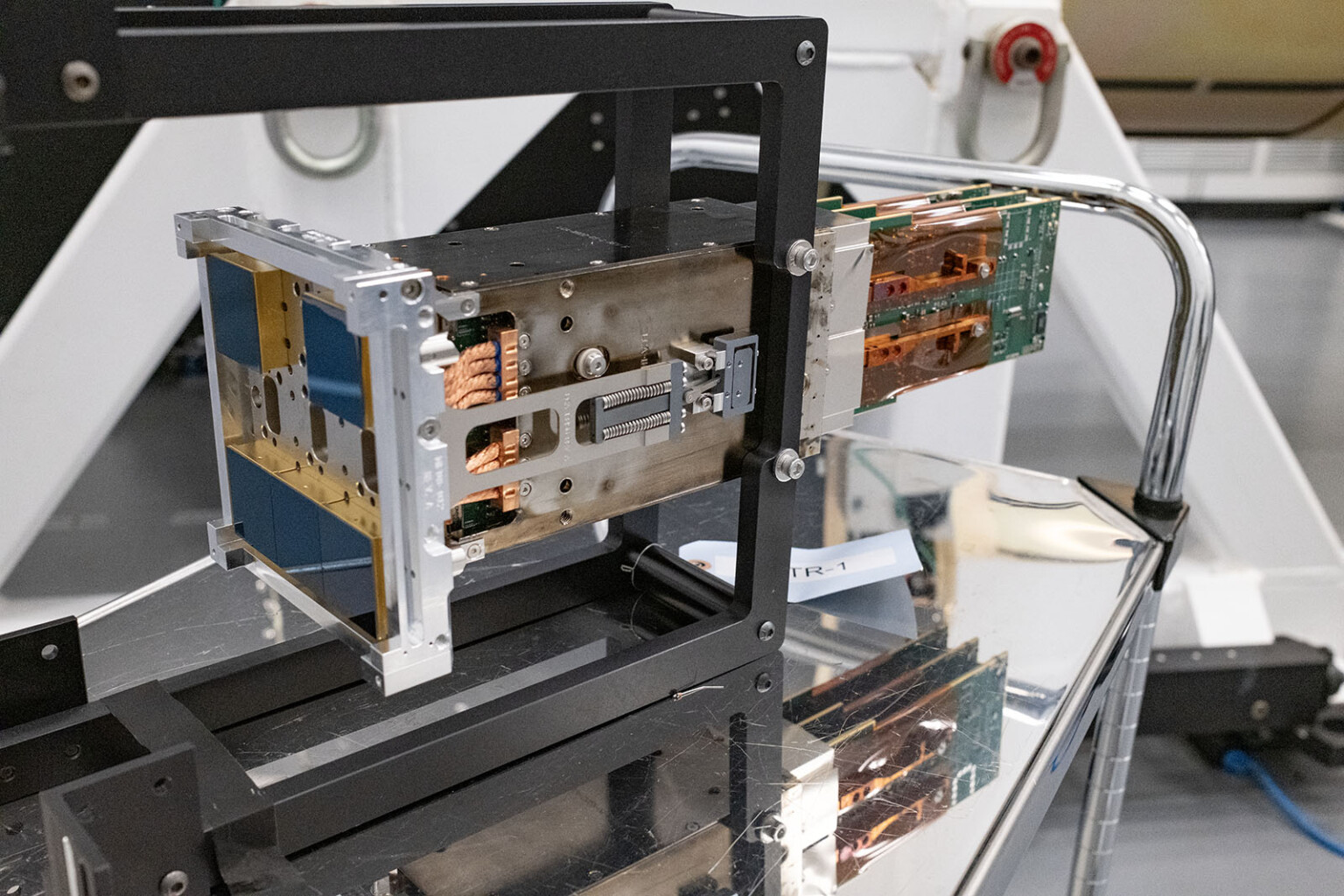 The Biggest Digital Camera Ever Made: 6,600 Pounds and 3,200 Megapixels ...