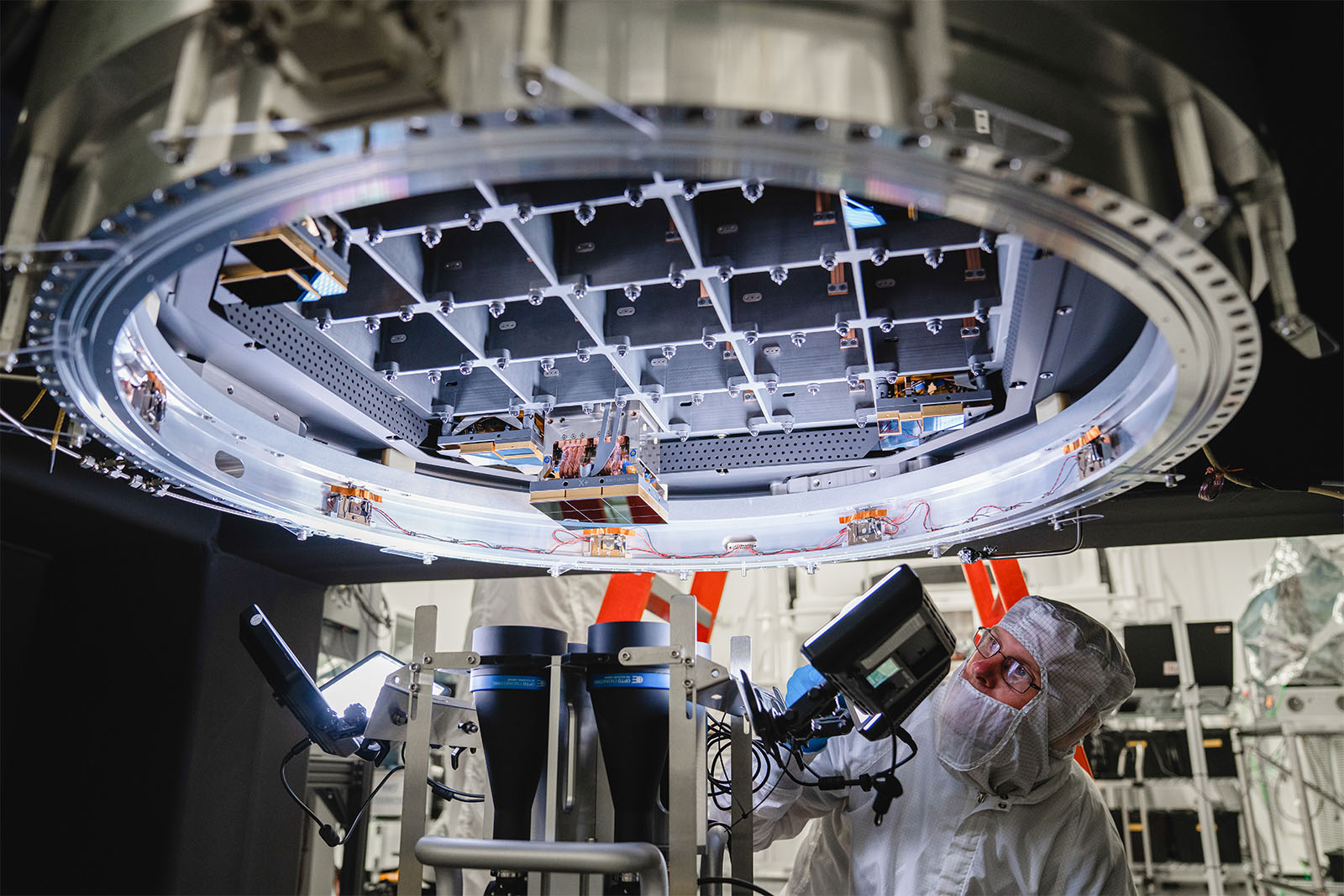 The Biggest Digital Camera Ever Is Ready to Solve Cosmic Mysteries ...
