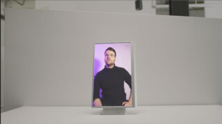 Looking Glass Debuts 16-inch OLED and 32-inch 'Holographic' Spatial ...