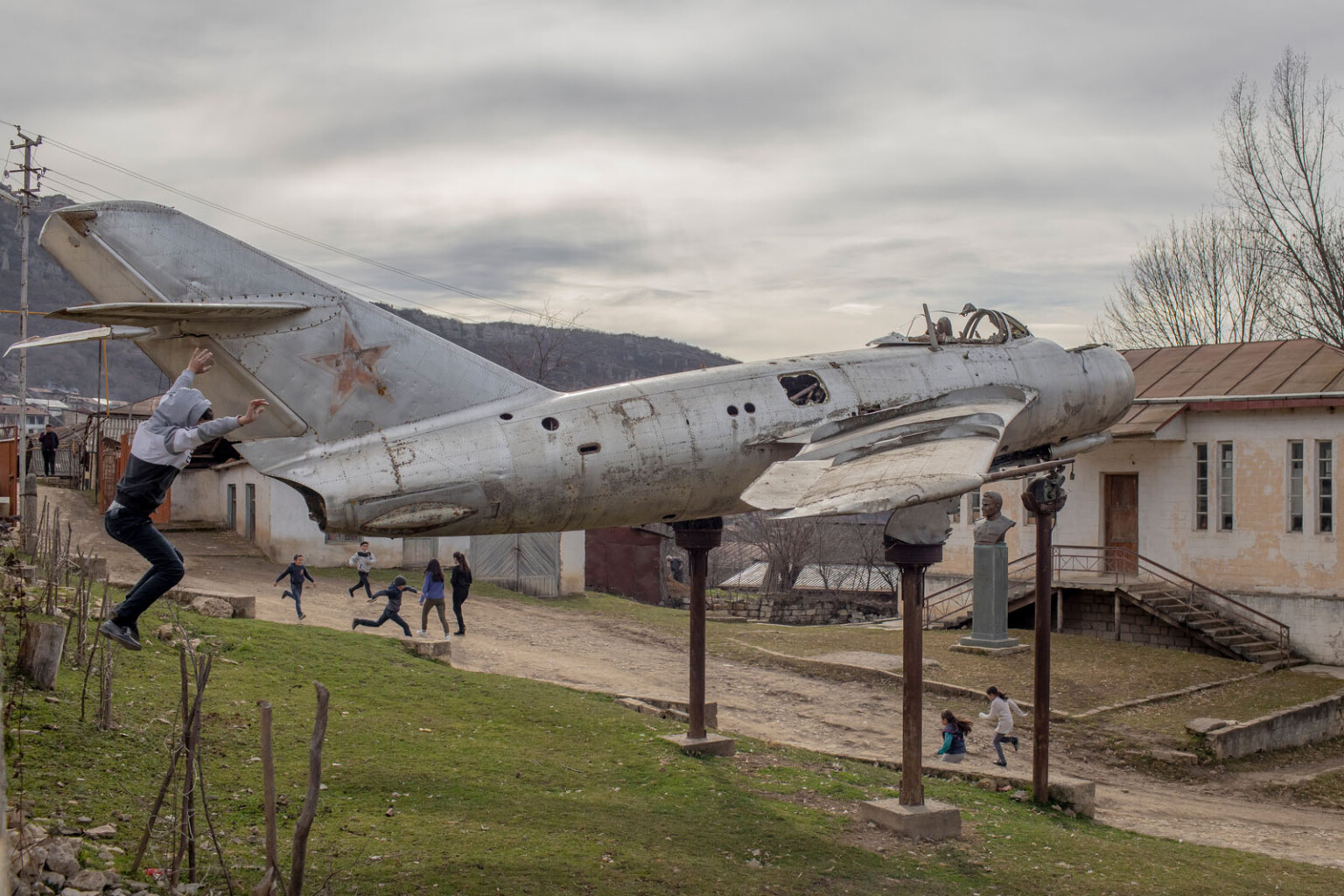 One of These Photographers Will Win the 2024 Leica Oskar Barnack Award ...