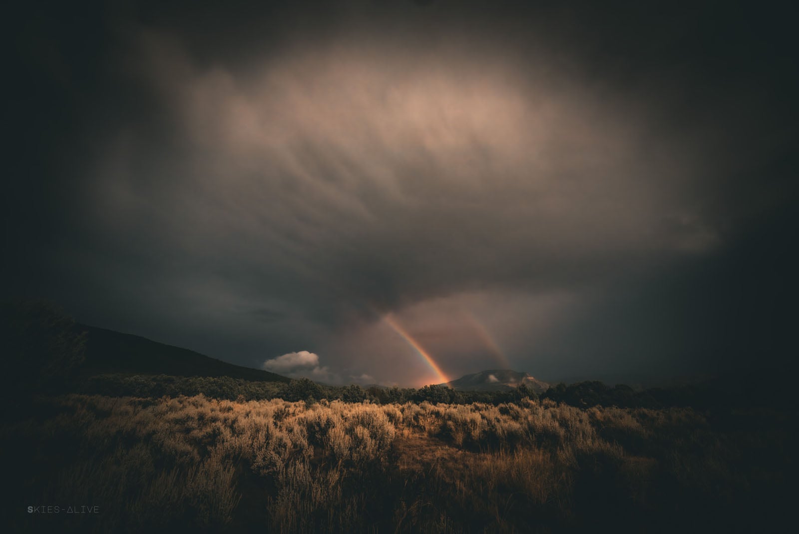 Photographer Captures Beautiful and Rare Double 'Moonbow' | PetaPixel