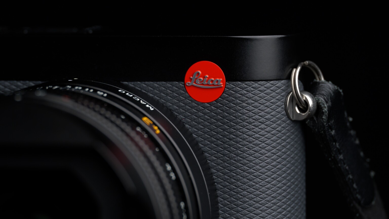 Leica Q3 43 Review: It's All About The New Lens | PetaPixel
