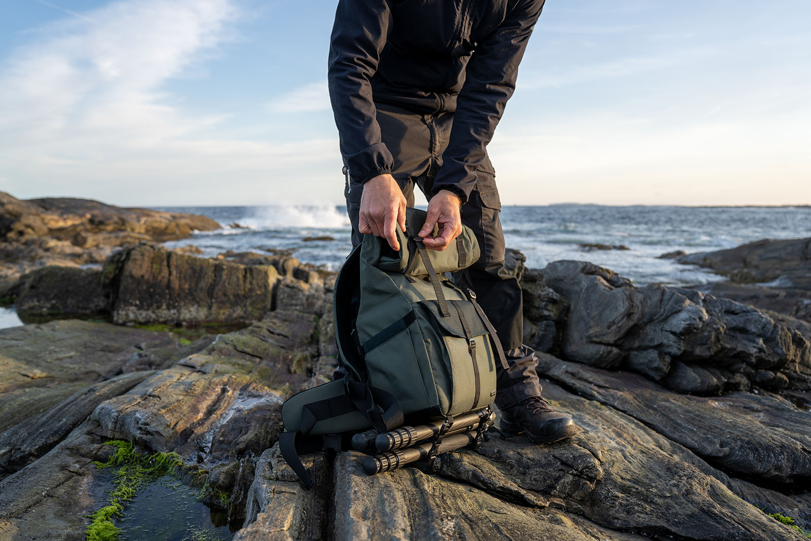 ProMaster's Jasper 2.0 Backpack Adds a Rolltop, Satchels Are Redesigned ...
