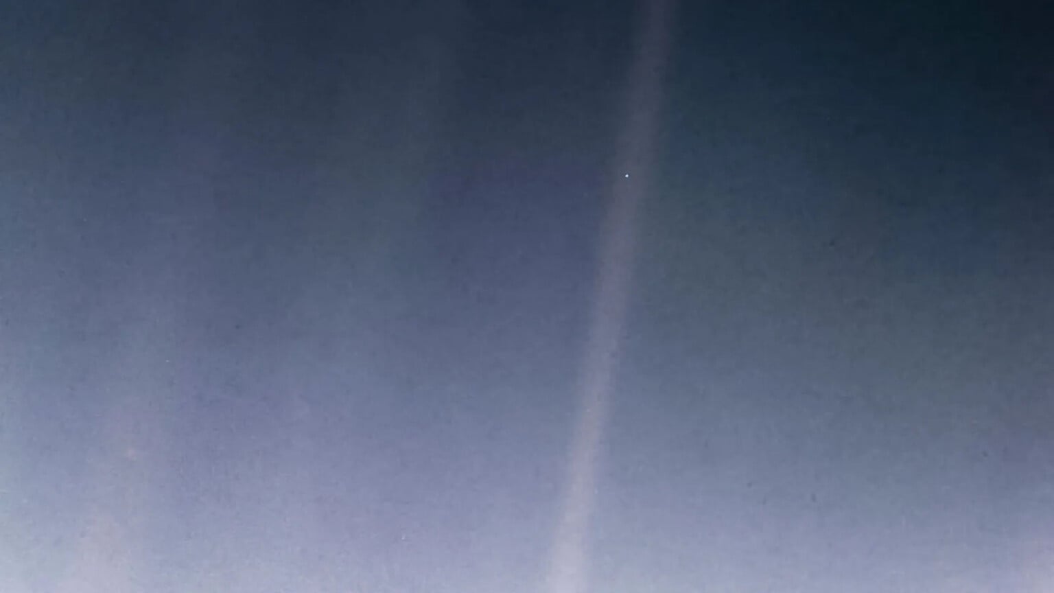 How the Mars Curiosity Rover Captured a Unique Portrait of Earth from ...