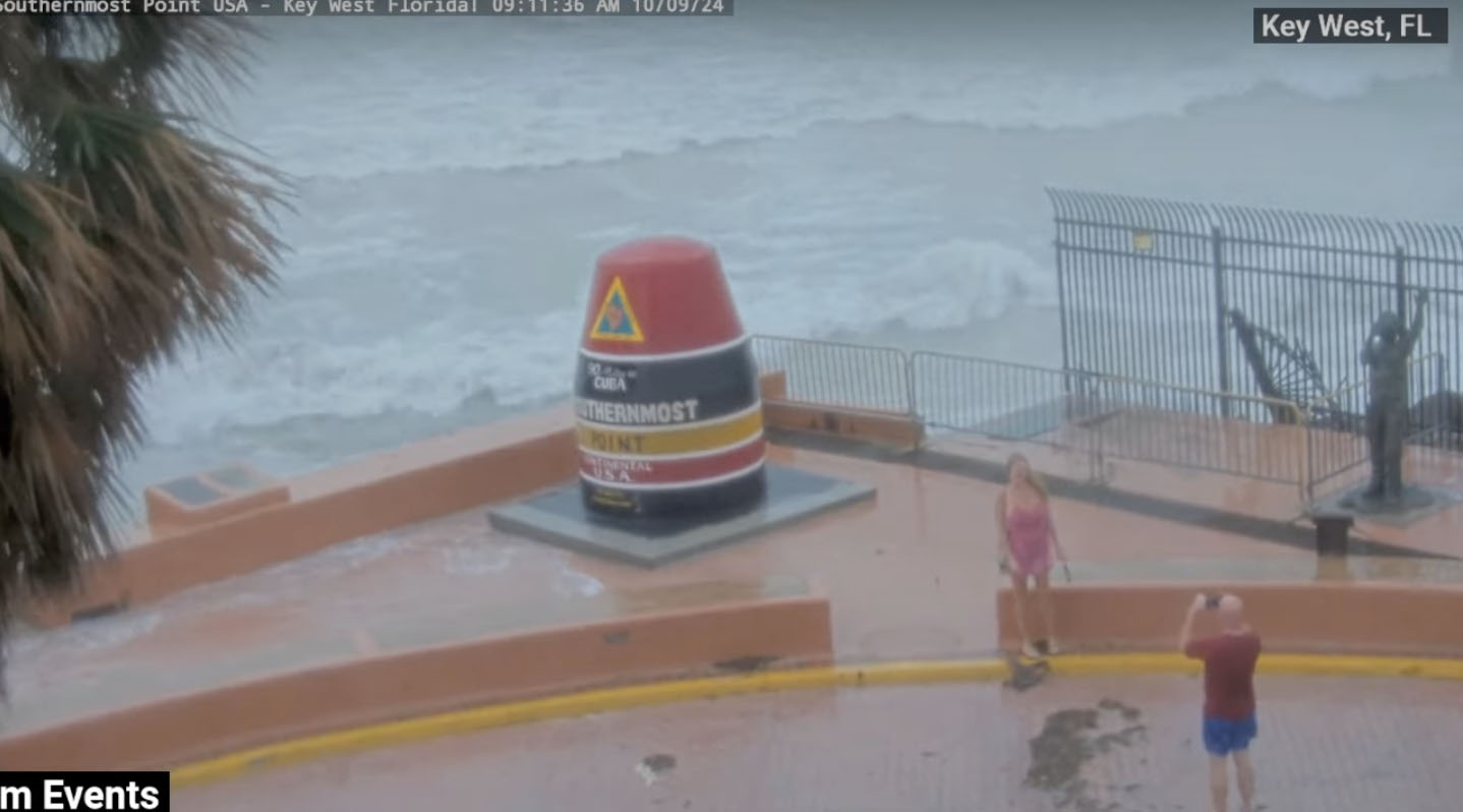 Floridians Pose for Selfies Despite the Danger of Hurricane Milton ...