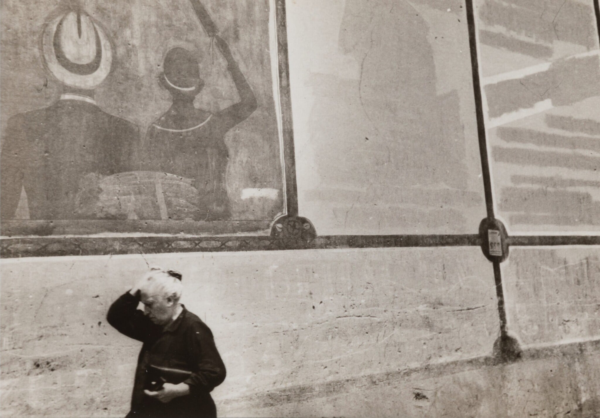 50 Extraordinary Photos, Including Rare Henri Cartier-Bresson Works, Go ...