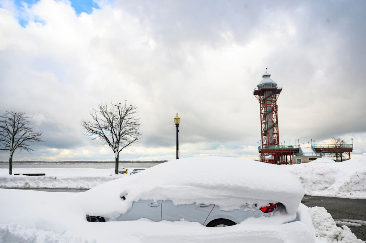 How a Photographer Captured a Record-Breaking Lake-Effect Snowstorm ...