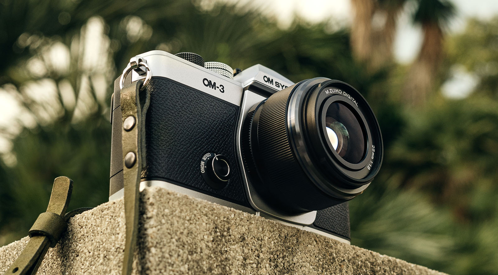 OM System 17mm f/1.8 II and 25mm f/1.8 II Prime Lenses Go Metal | PetaPixel