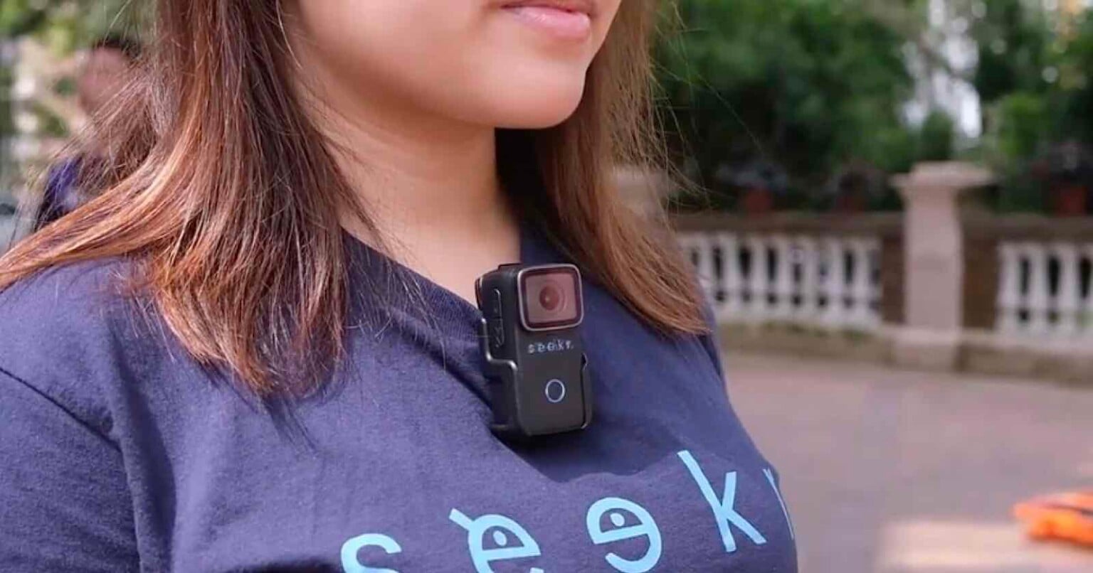 This Wearable Camera 'Sees' For Blind People | PetaPixel