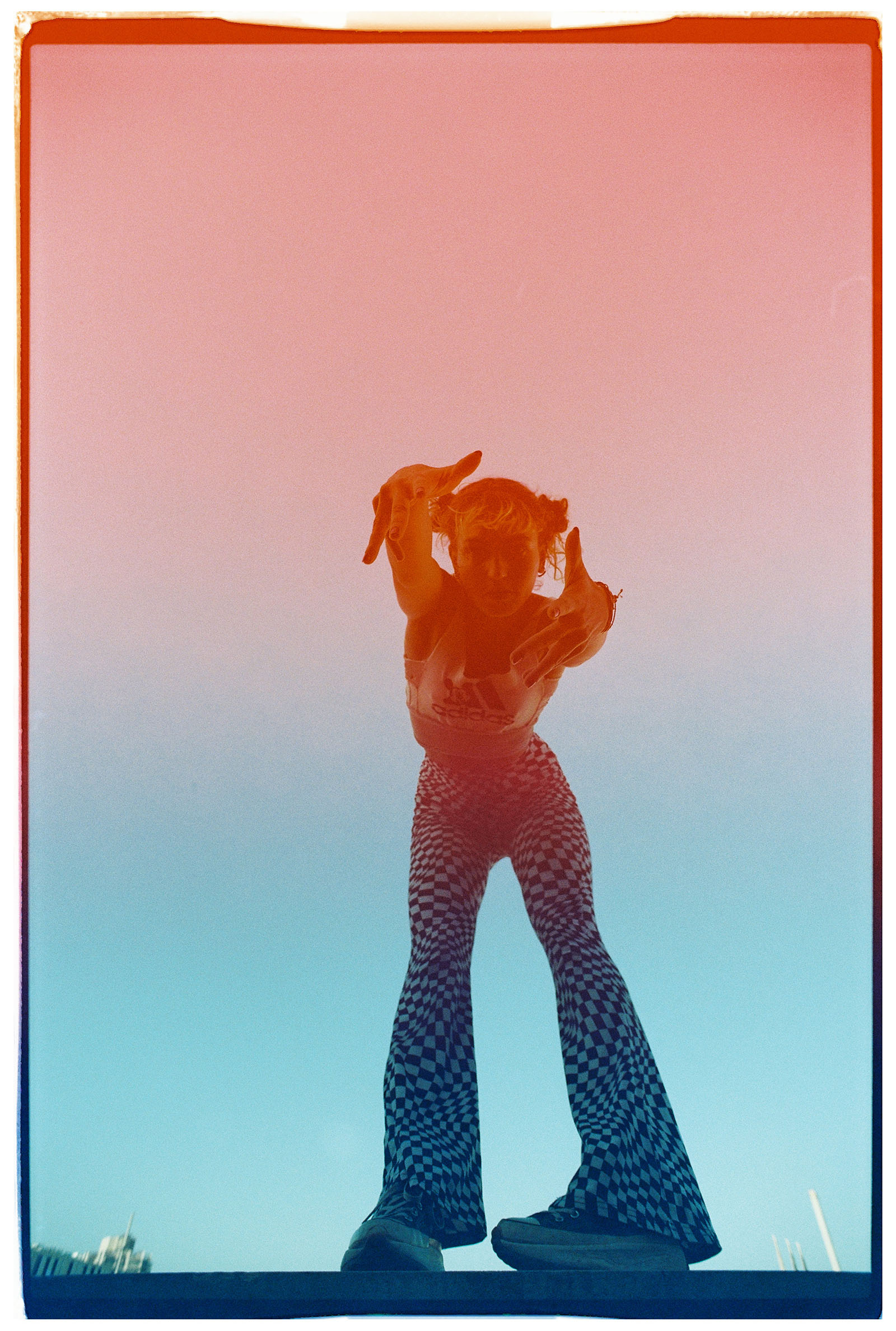 Dubbelfilm's Updated Stereo is a 'Refined' Red and Blue Gradient Film ...