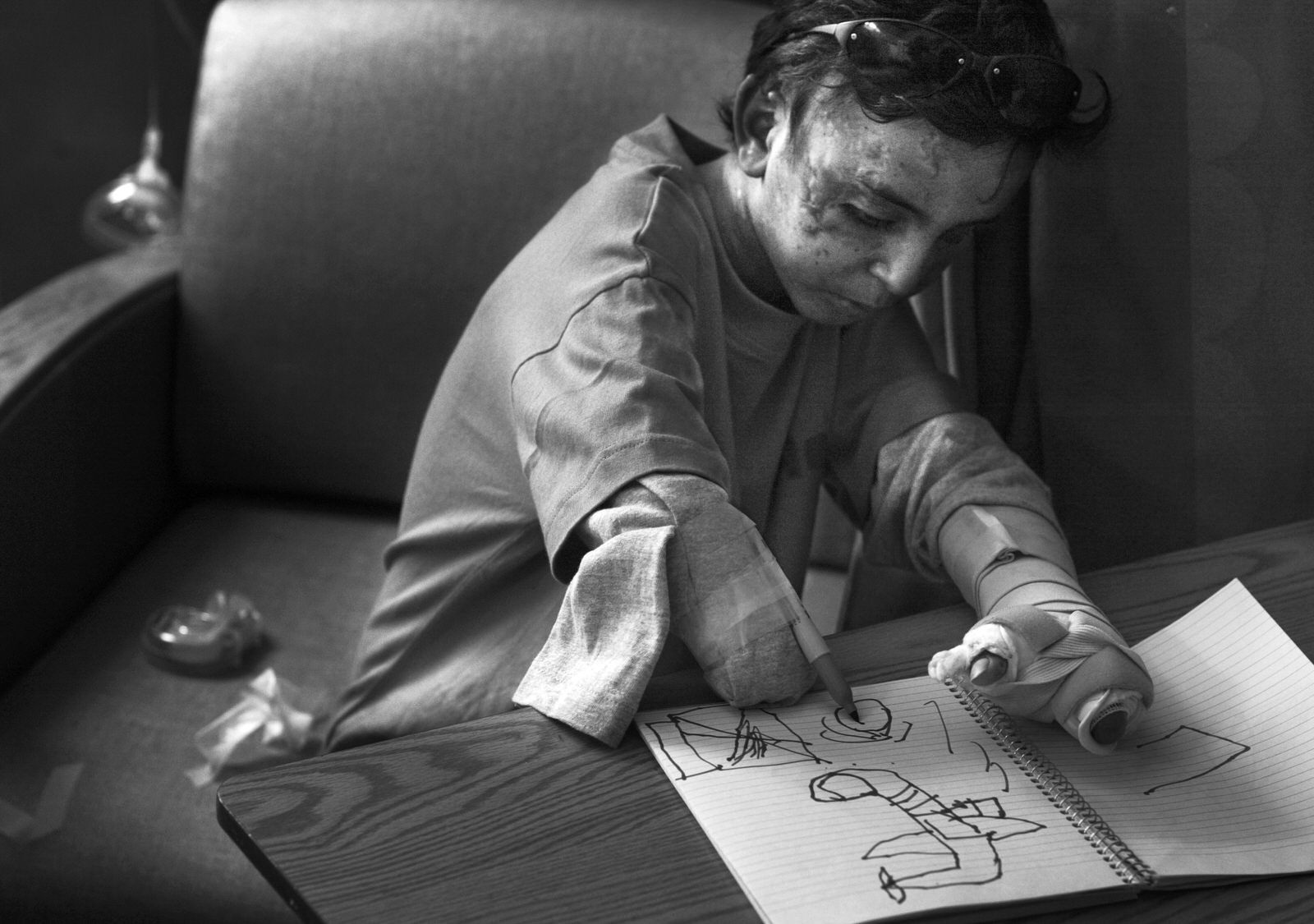 A Chat with Pulitzer Prize-Winning Photographer Deanne Fitzmaurice ...