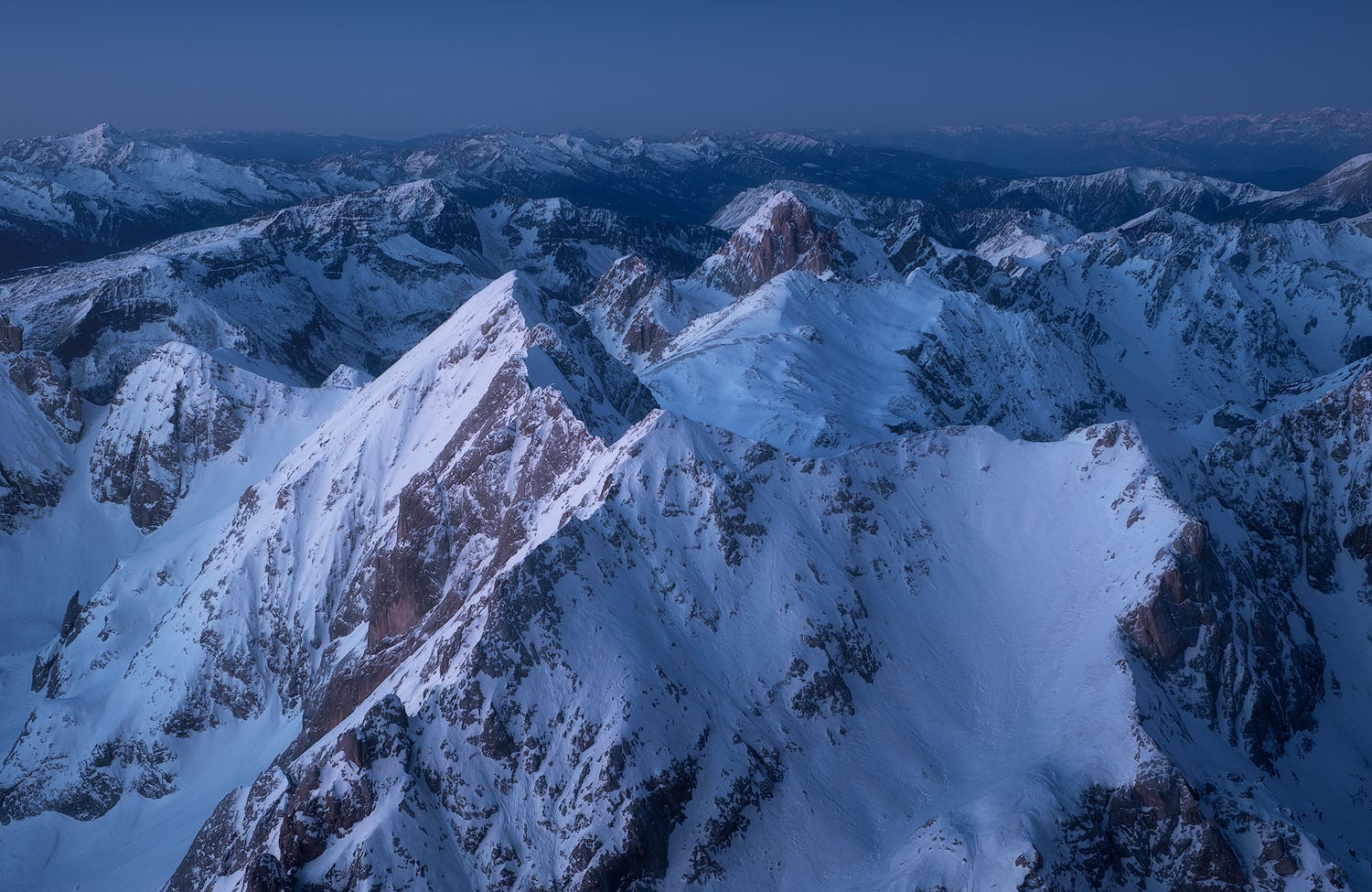 Capturing Blue Hour in Landscape Photography | PetaPixel