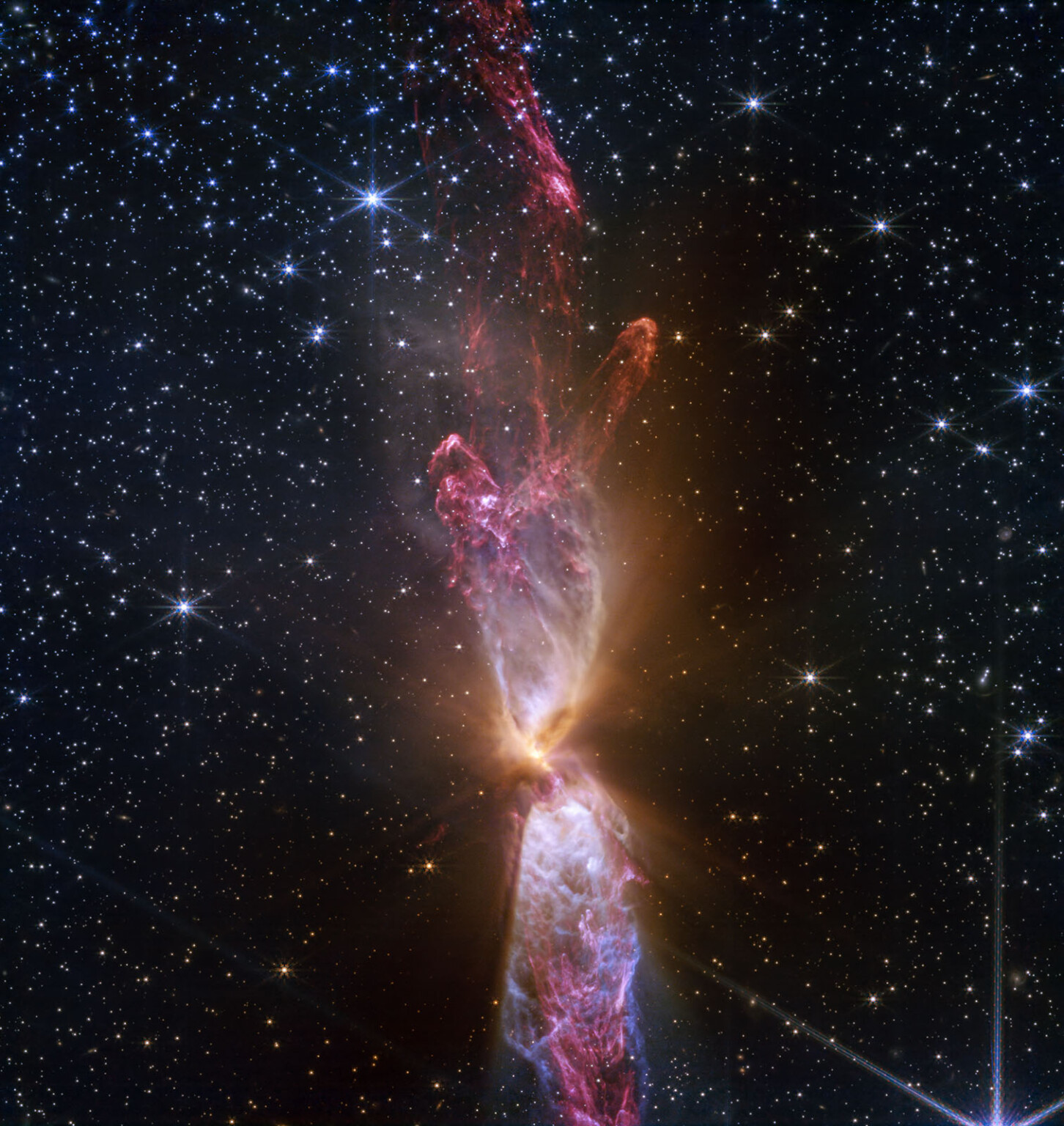 Webb's Dazzling New Photo Shows Pair of Growing Stars | PetaPixel