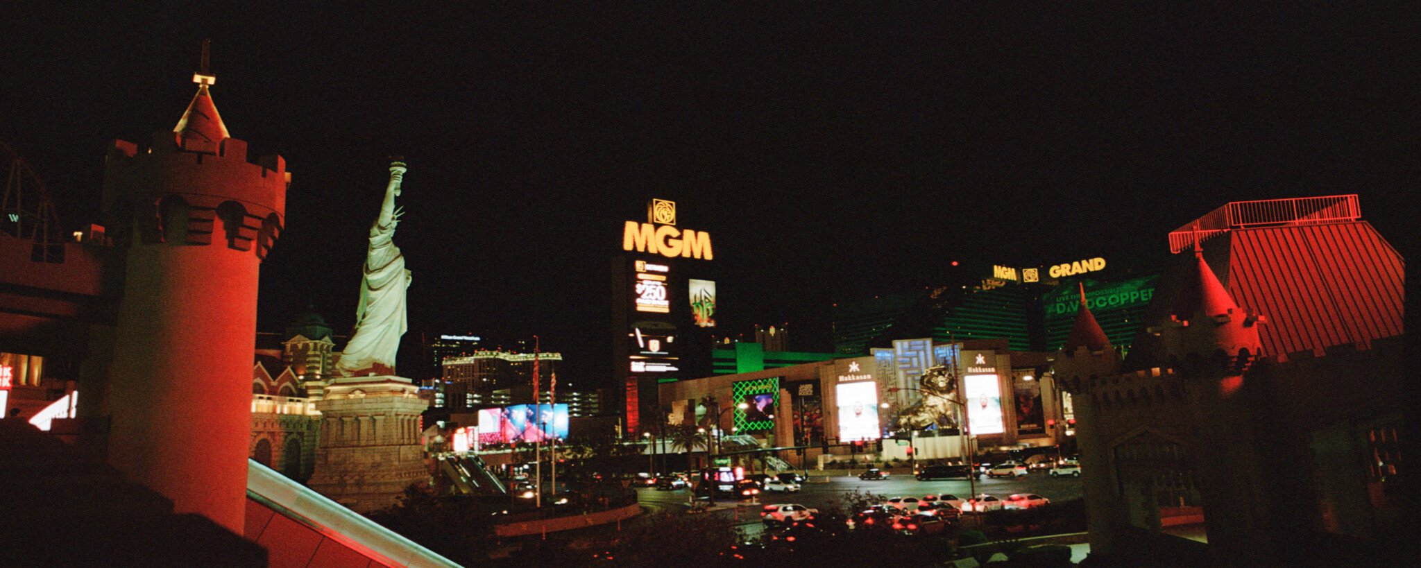 I Took 35mm Film Photos With an Anamorphic Lens: Was It Worth It ...