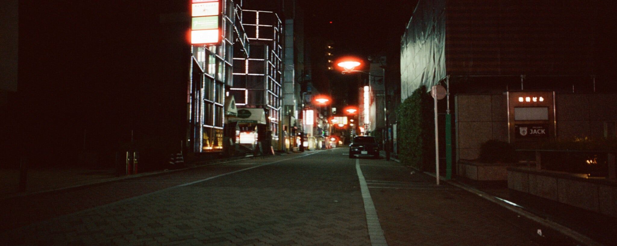 I Took 35mm Film Photos With an Anamorphic Lens: Was It Worth It ...