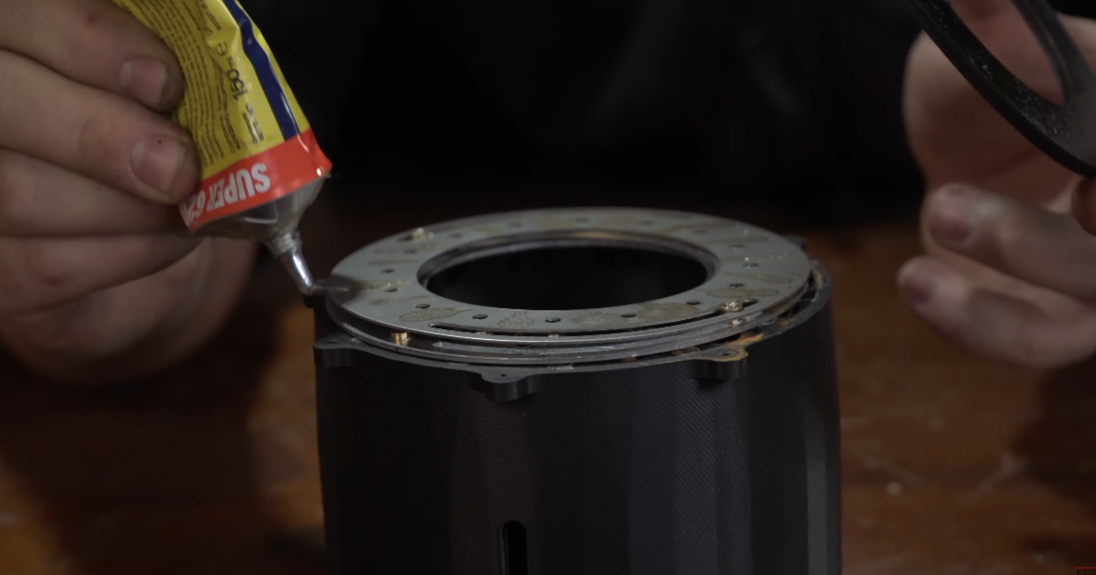 This Photographer Made an 80mm f/0.5 Lens for His Sony Camera | PetaPixel