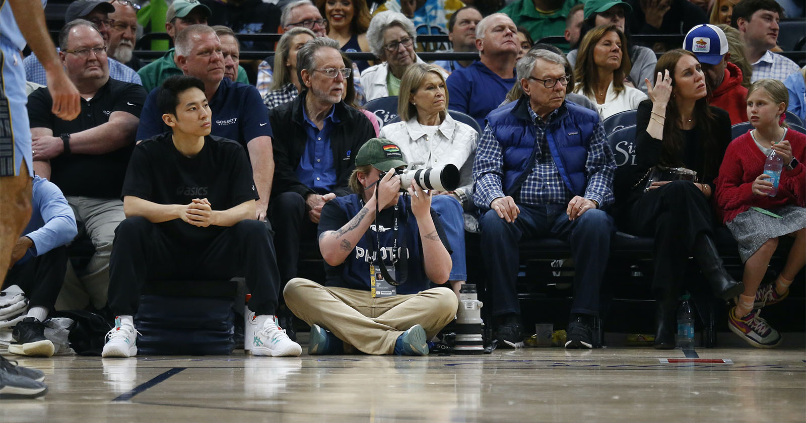 Ref Butts and Slam Dunks: What It's Like Photographing an NBA Game ...