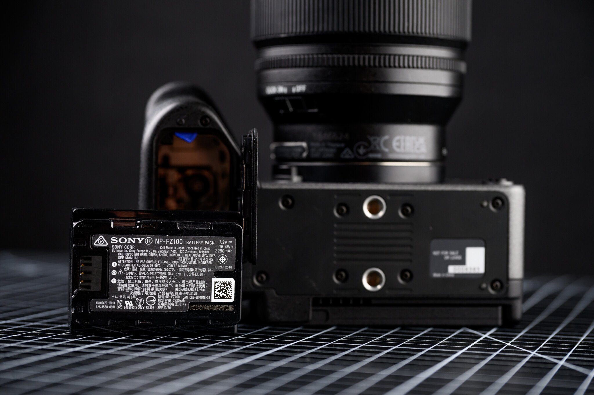 Sony FX2 Review: Slow and Steady Might Win This Race | PetaPixel