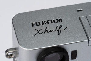 The Fujifilm X half Is a Compact Digital Camera Inspired by Half Frame ...