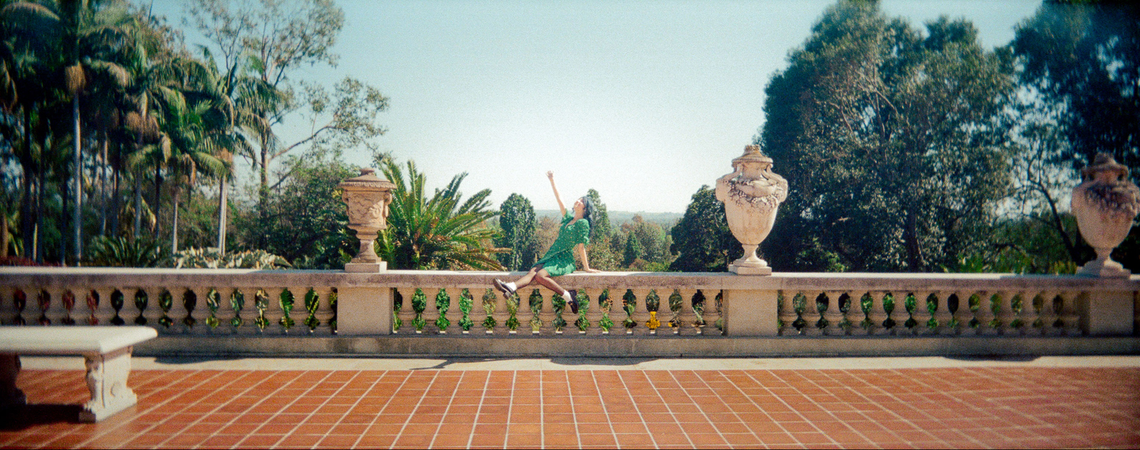 The Reto Pano 35mm Film Camera Switches Between Standard and Pano Modes ...