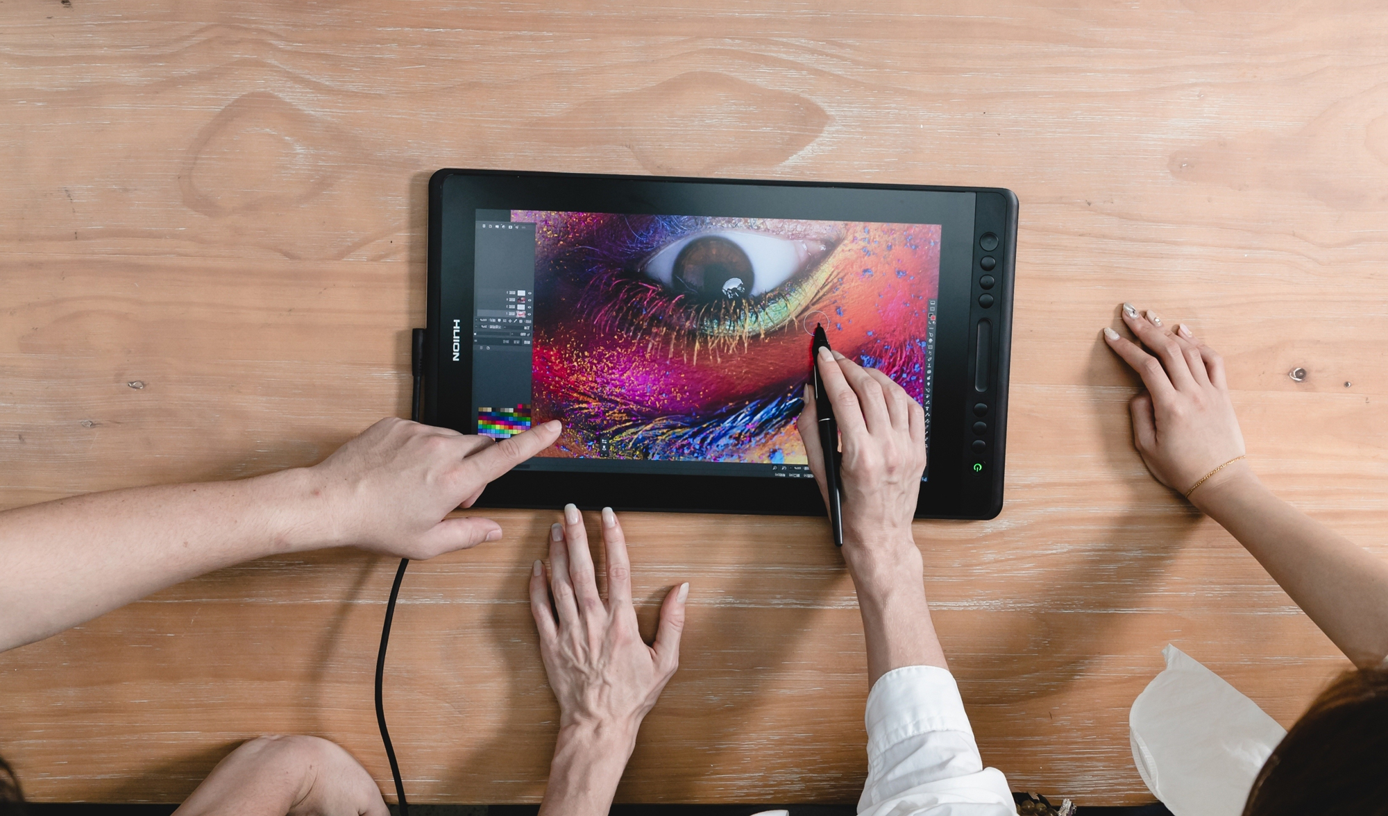 Save Up to 30% Off Huion Creative Tablets for Amazon Prime Day | PetaPixel