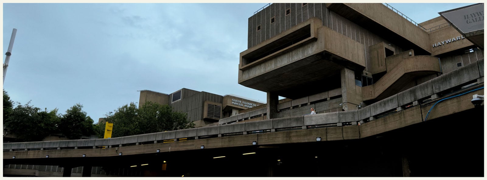 iPhone Camera App Pearla Desqueezes Mobile Anamorphic Lenses | PetaPixel