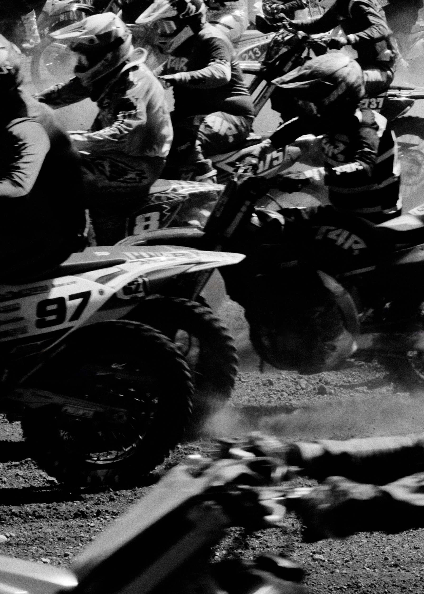 Mudbilly: Photographing Britain's Wildest Motorsports Community | PetaPixel