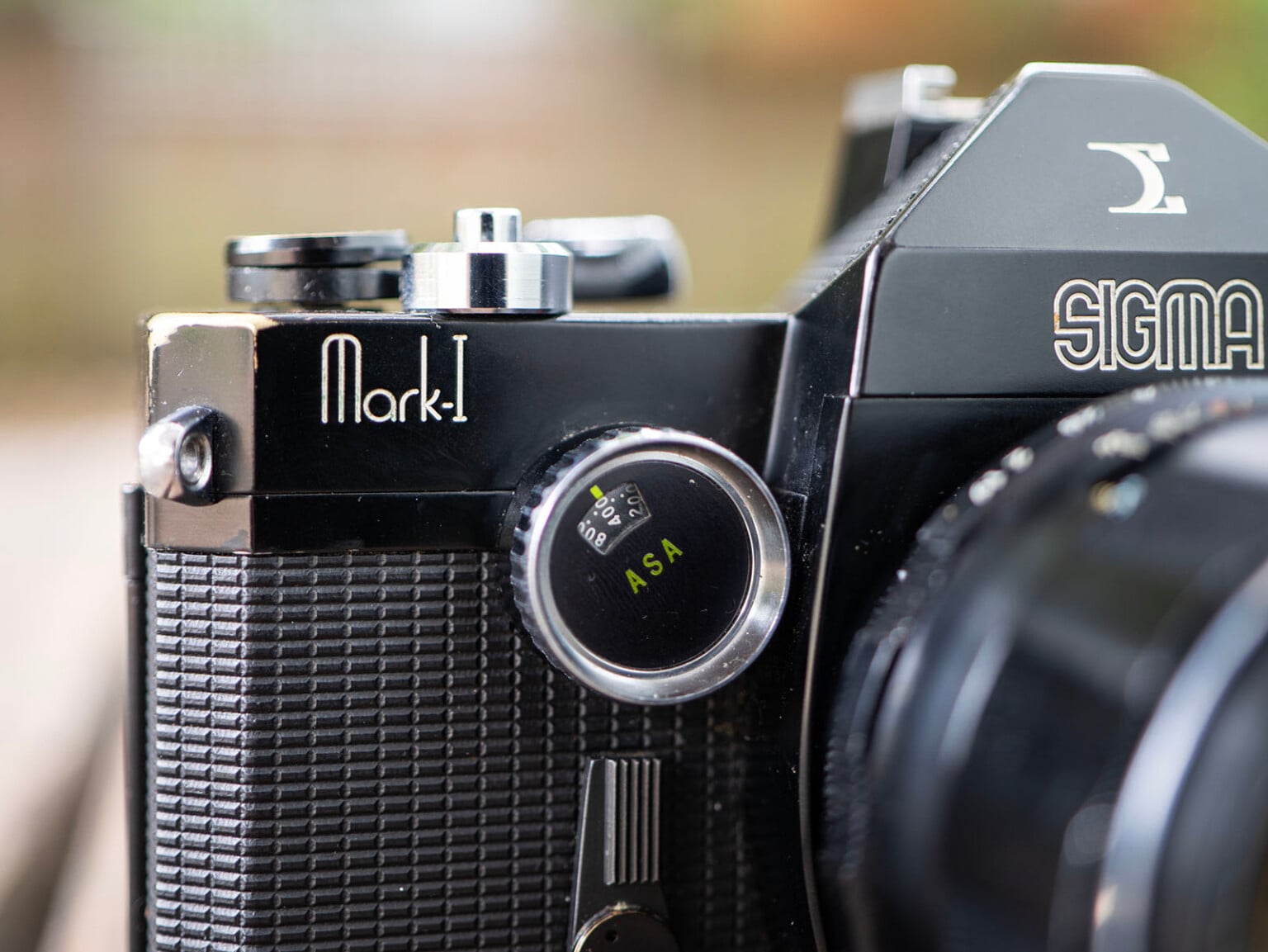 Sigma's First Camera: The Sigma Mark-I is a Rare, Lovable Little Tank ...