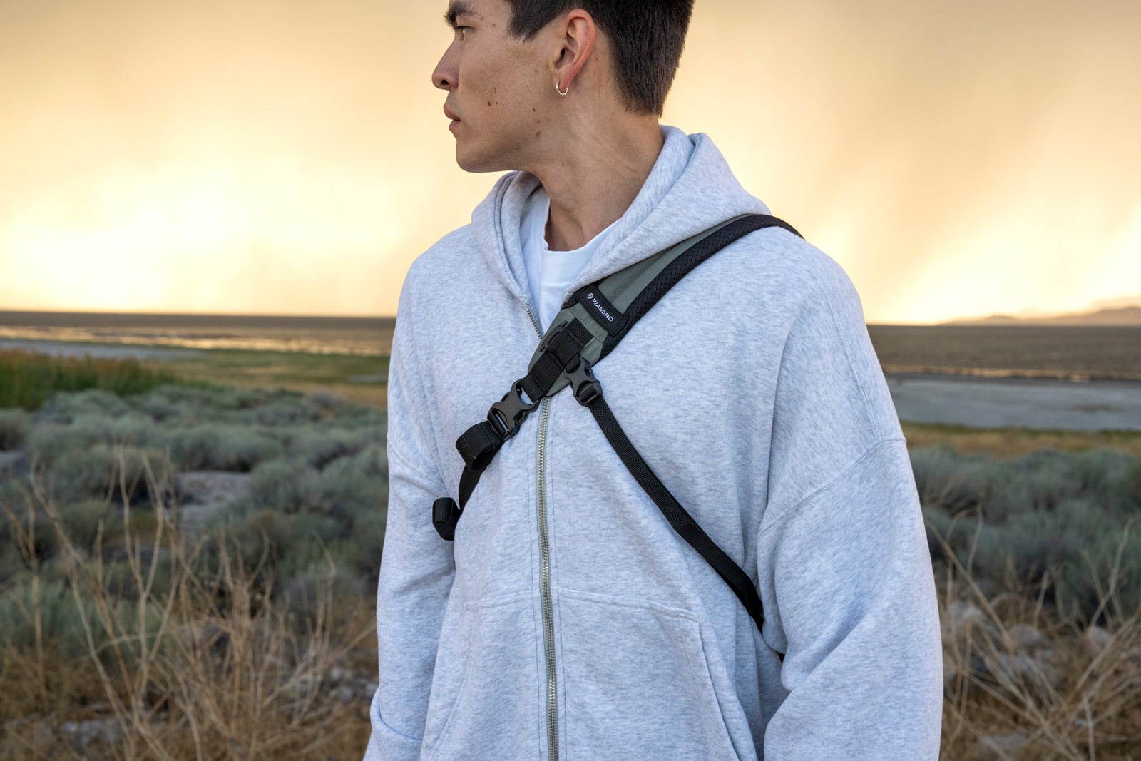 Wandrd's New Rogue V2 Sling Is Ready for Photography Adventures | PetaPixel